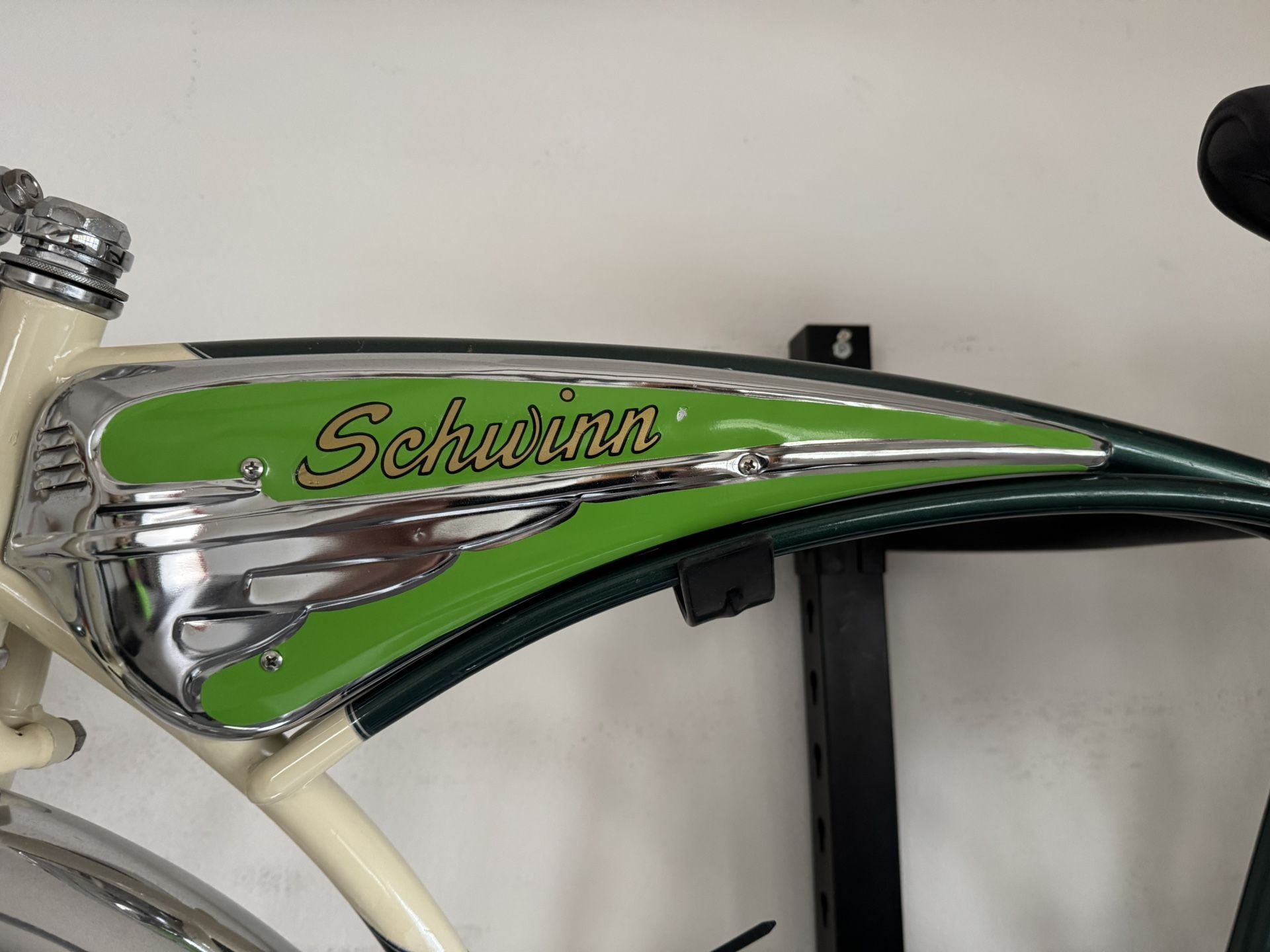 Schwinn Tank for Sale in Murrieta, CA - OfferUp