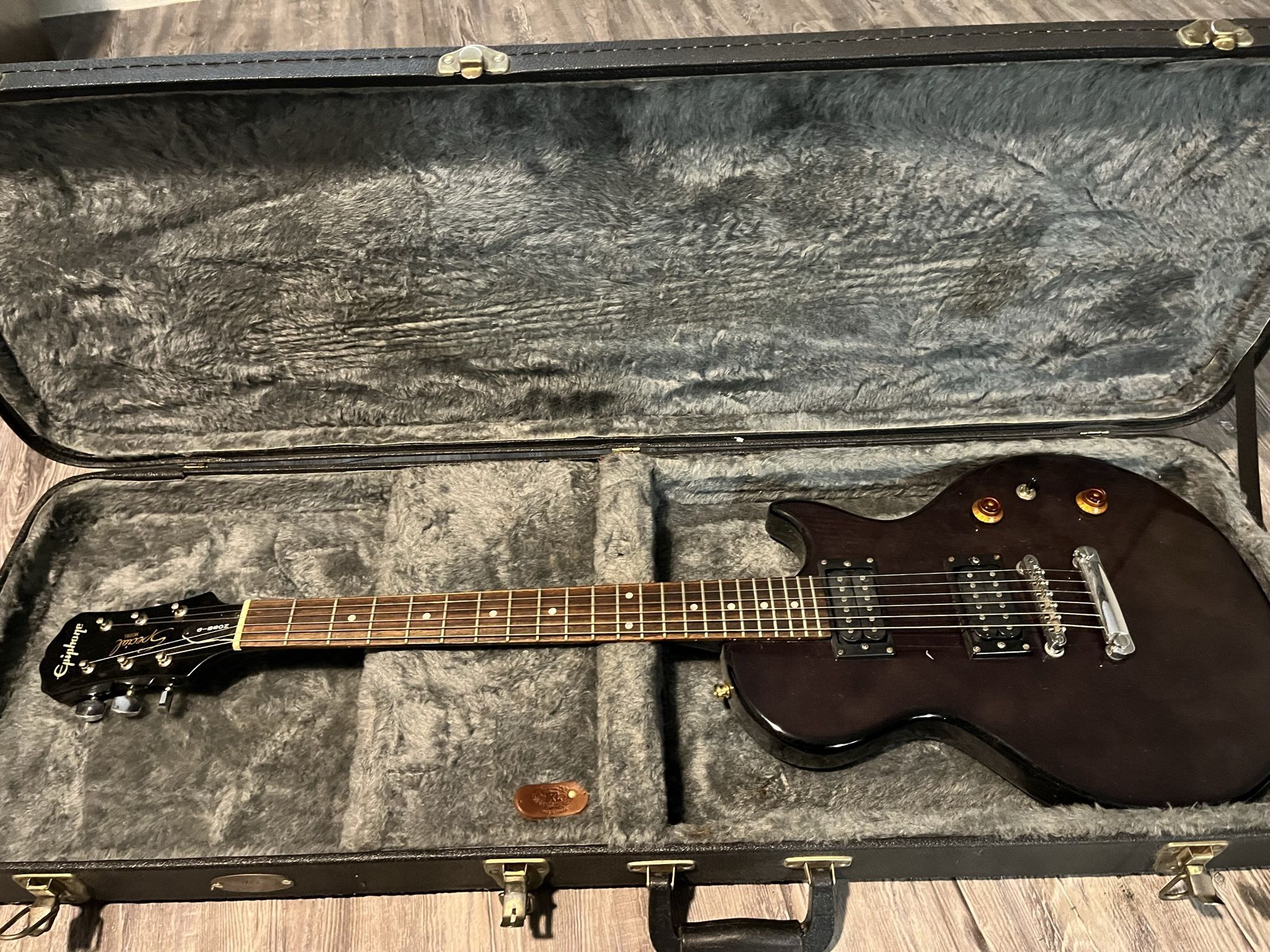 Epiphone Gibson Guitar for Sale in Phoenix, AZ - OfferUp