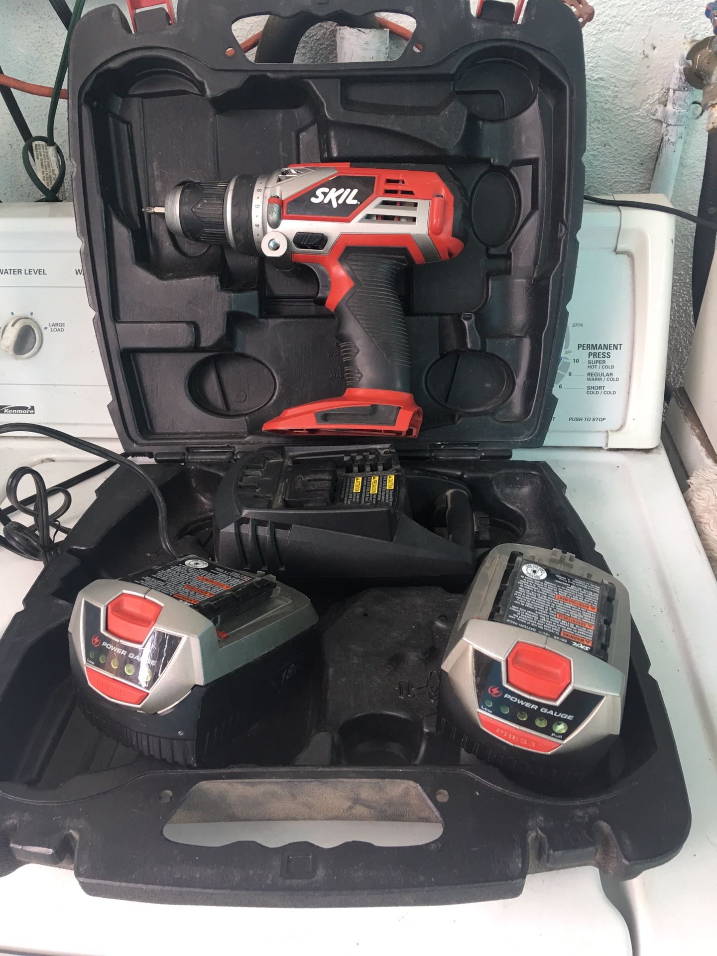 Skill drill with two battery and a charger Needs New Batteries for Sale ...
