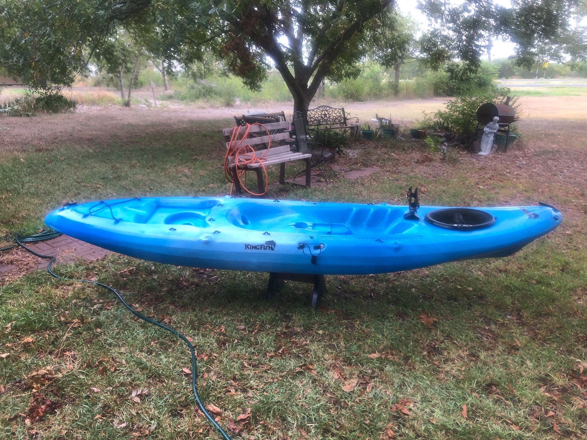 Mainstream kingfish fishing kayak for Sale in Castroville, TX - OfferUp