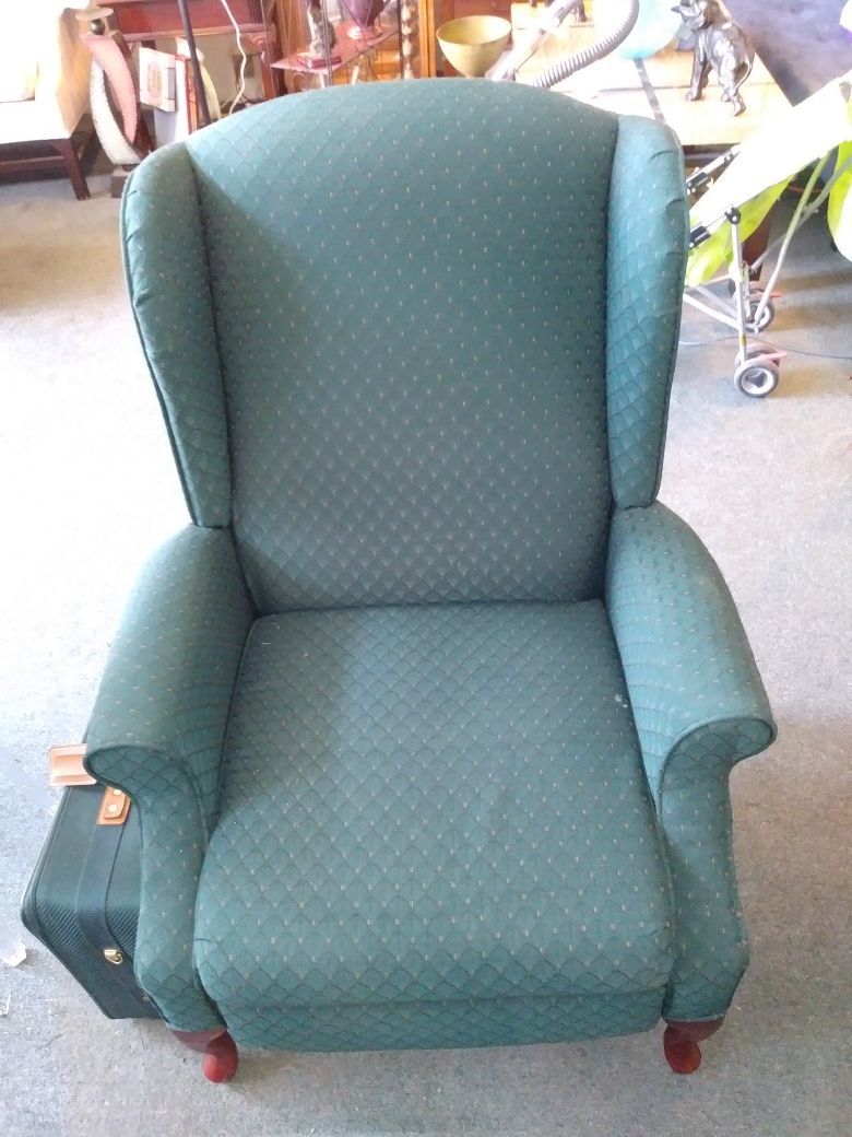 Lane's Classics Collection Green High-Leg Wingback Style Recliner for ...