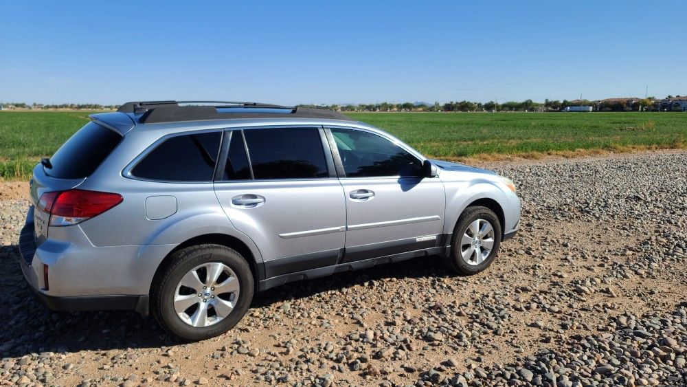 2012 Subaru Outback for Sale in Avondale, AZ - OfferUp