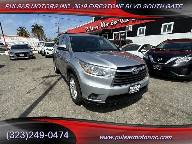 2016 Toyota Highlander LE for Sale in South Gate, CA - OfferUp