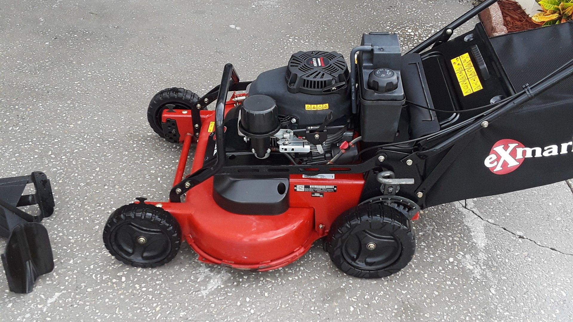 Exmark 30 inch Commercial for Sale in Kissimmee, FL - OfferUp