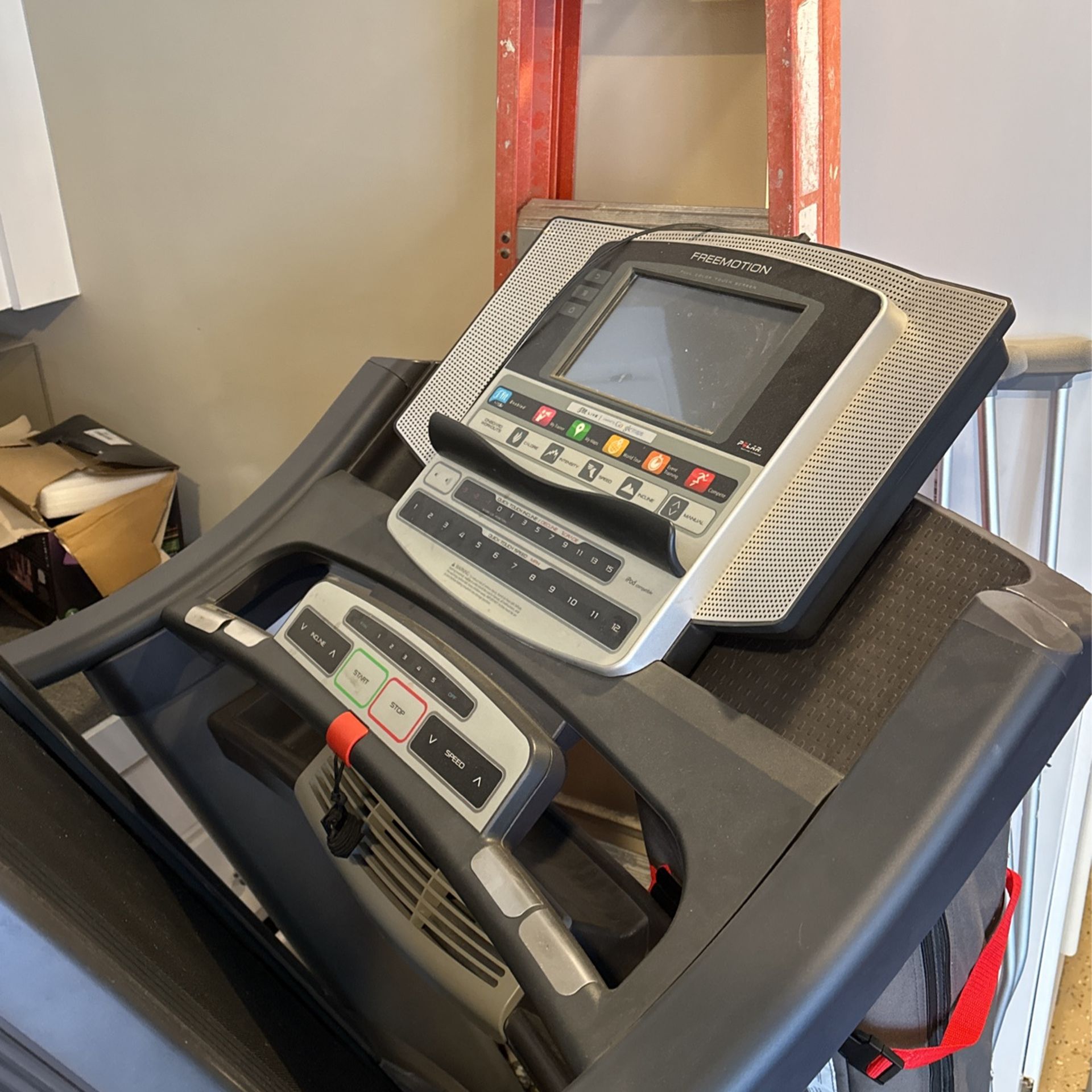Free Freemotion Treadmill for Sale in Orange, CA - OfferUp