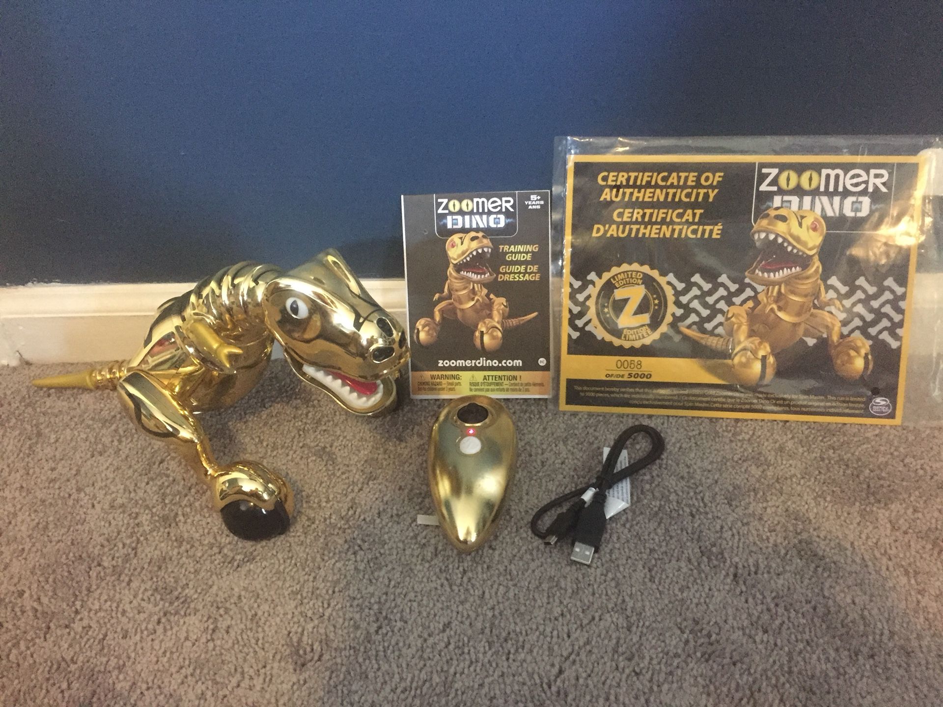 Zoomer Dino Gold