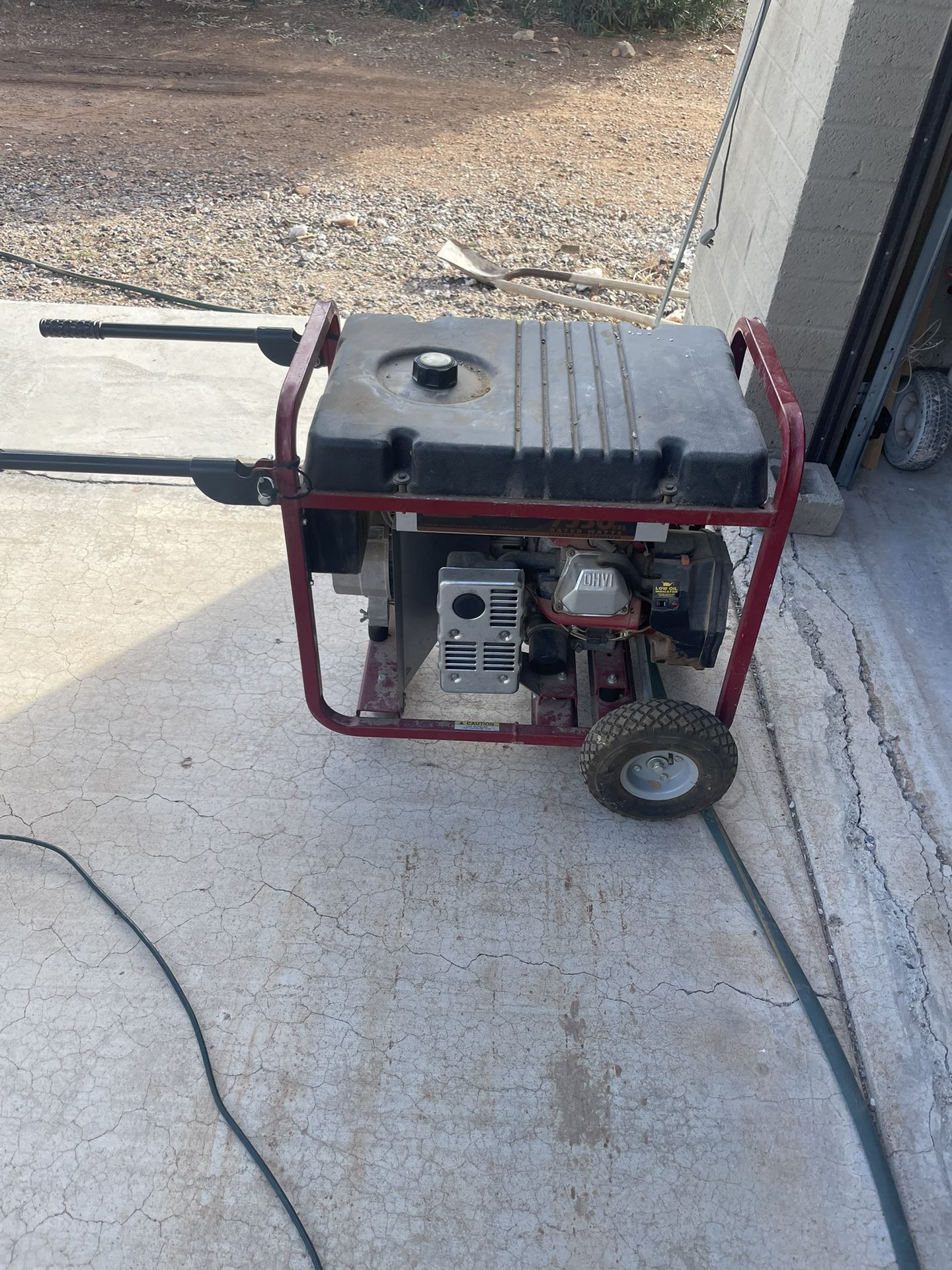 Generac 7550 Generator for Sale in Cave Creek, AZ - OfferUp