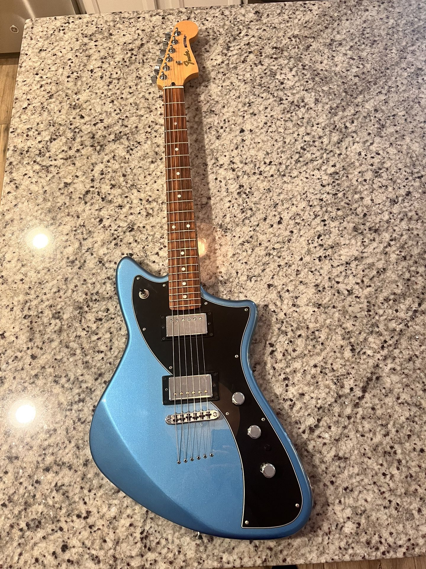 Fender Meteora Guitar Lake Placid Blue 2019 for Sale in Mesa, AZ - OfferUp