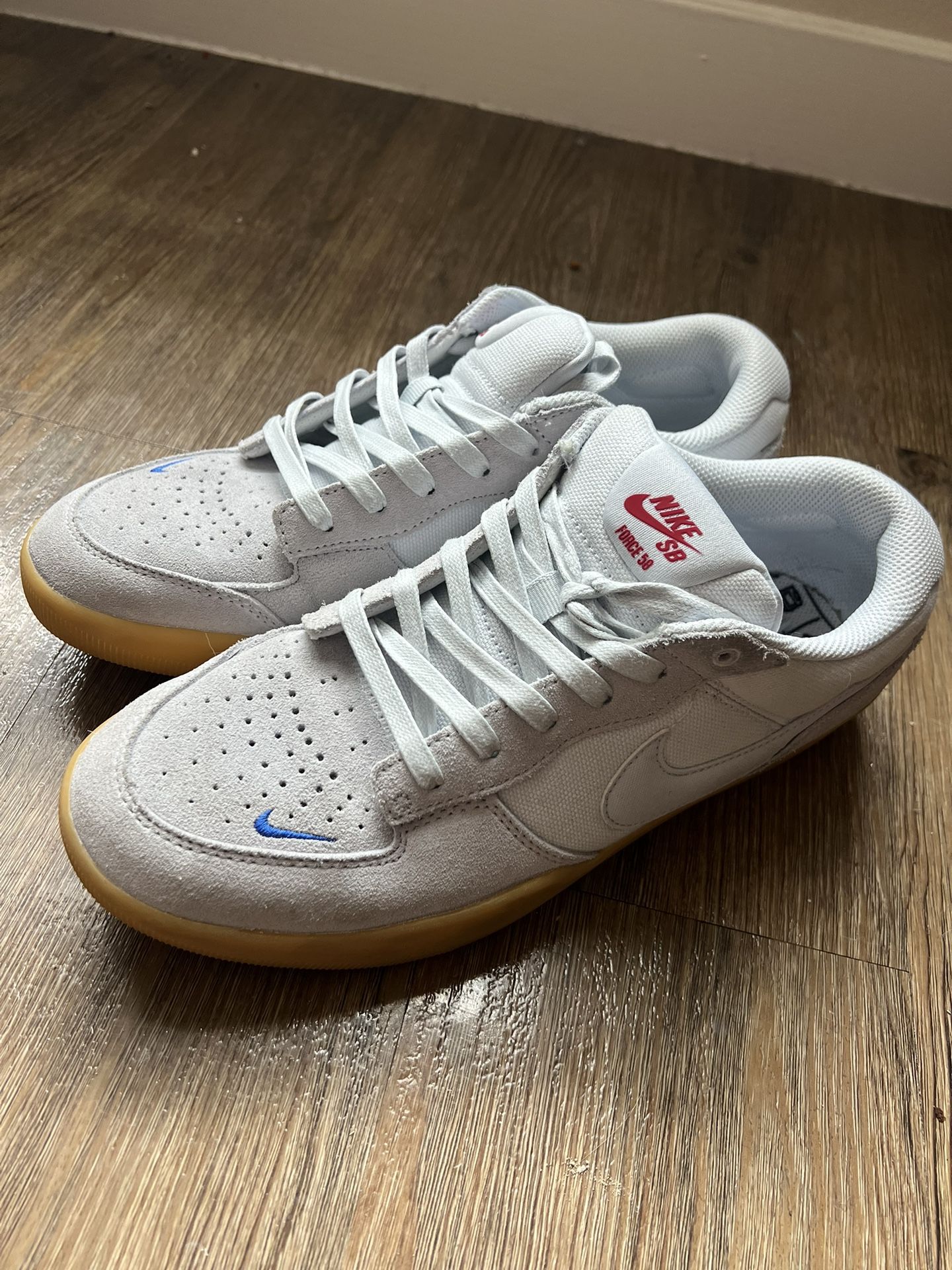 Nike SB - Size 9.5 for Sale in Beverly Hills, CA - OfferUp