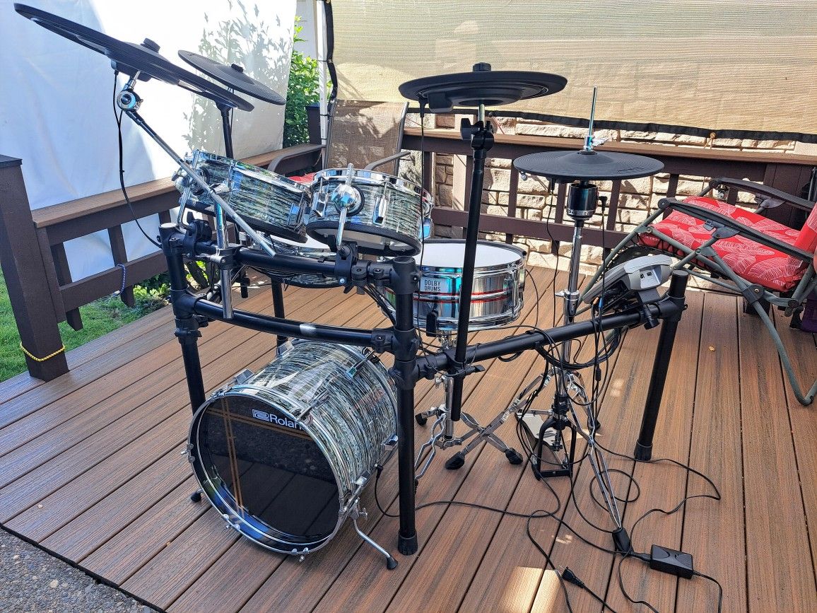 Roland TD-15 Module Electronic Drum Set Bundle for Sale in Portland, OR ...