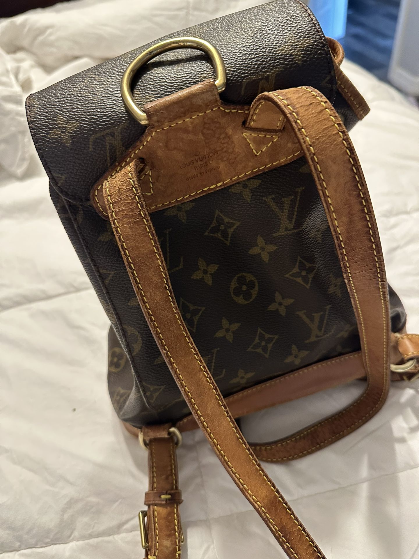 Authentic Louis Vuitton Back Pack for Sale in Kissimmee, FL - OfferUp