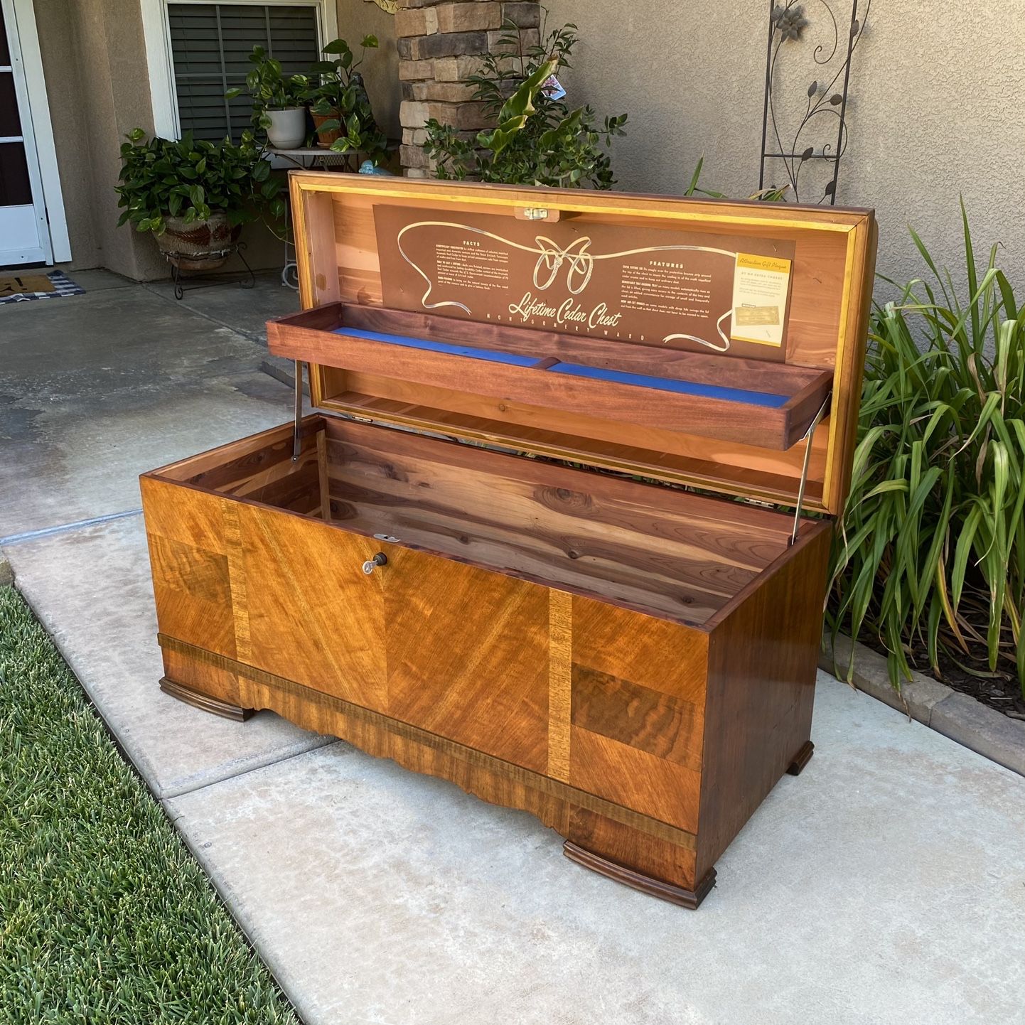 Montgomery ward lifetime cedar chest store