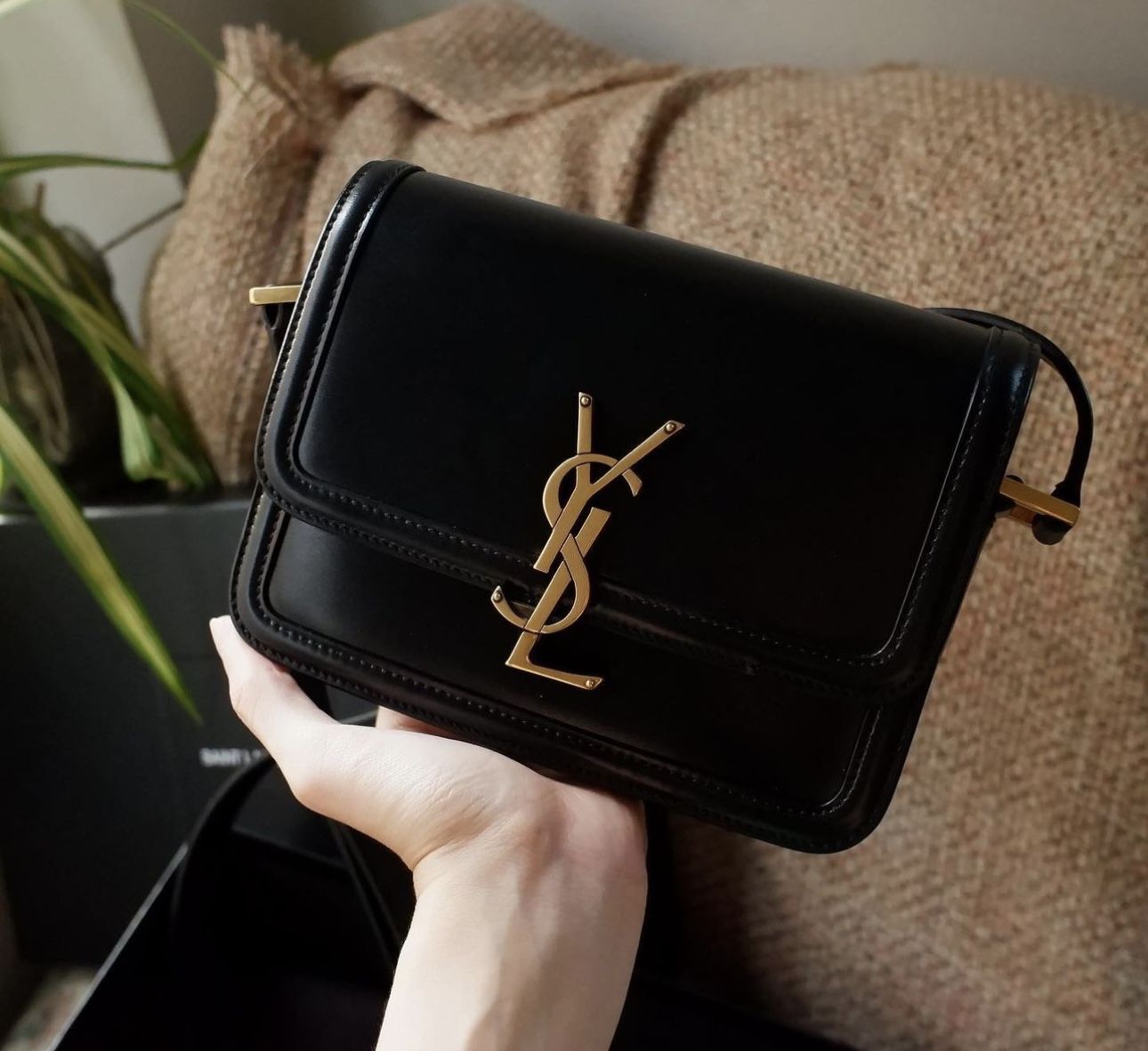 YSL Crossbody Bag for Sale in Orange, CA - OfferUp