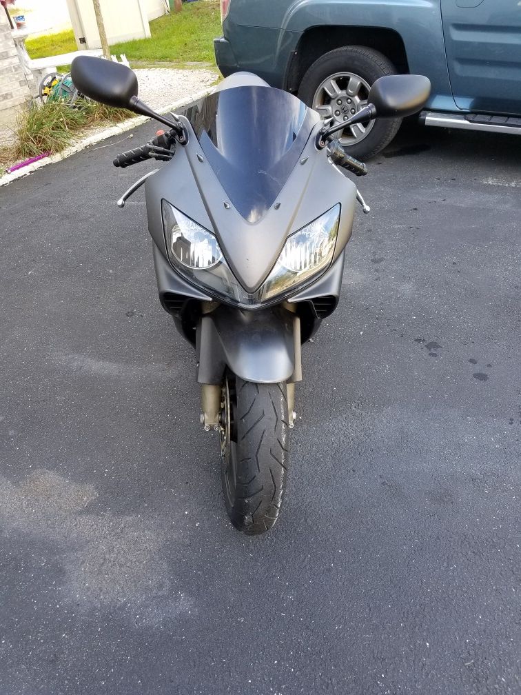 Honda Cbr F4i Stretched