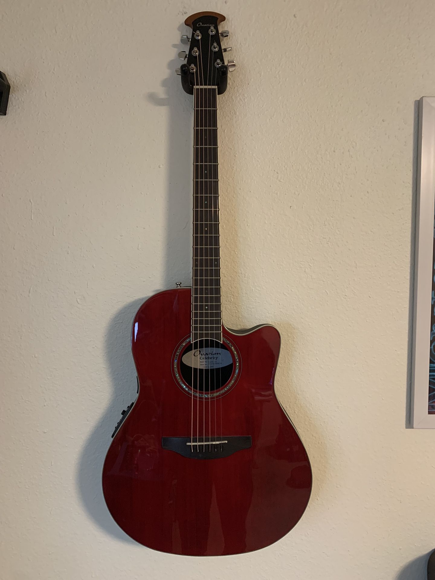 Ovation Celebrity CS28-RR Acoustic Guitar for Sale in Seattle, WA - OfferUp