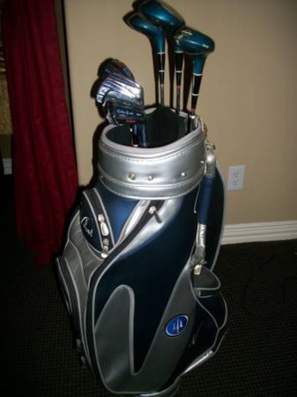 VINTAGE Golf Club Set- Ladies MacGregor Barbara Romack R089 Comp. Set ...