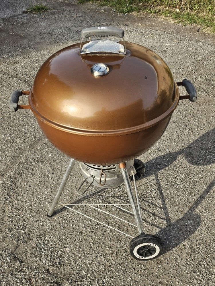 Weber Kettle Grills All-weather Wheels Original Kettle Charcoal Grill ...