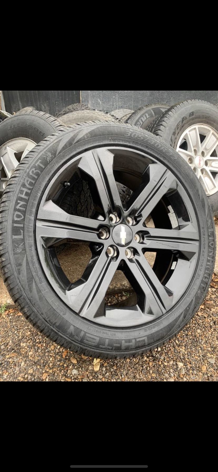 Brand new 22 inch black Chevy / GMC rims and New tires 6 Lug 22” Wheels ...