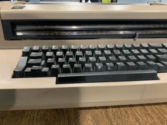IBM Typewriter Correcting Selectric III for Sale in Elmhurst, IL - OfferUp
