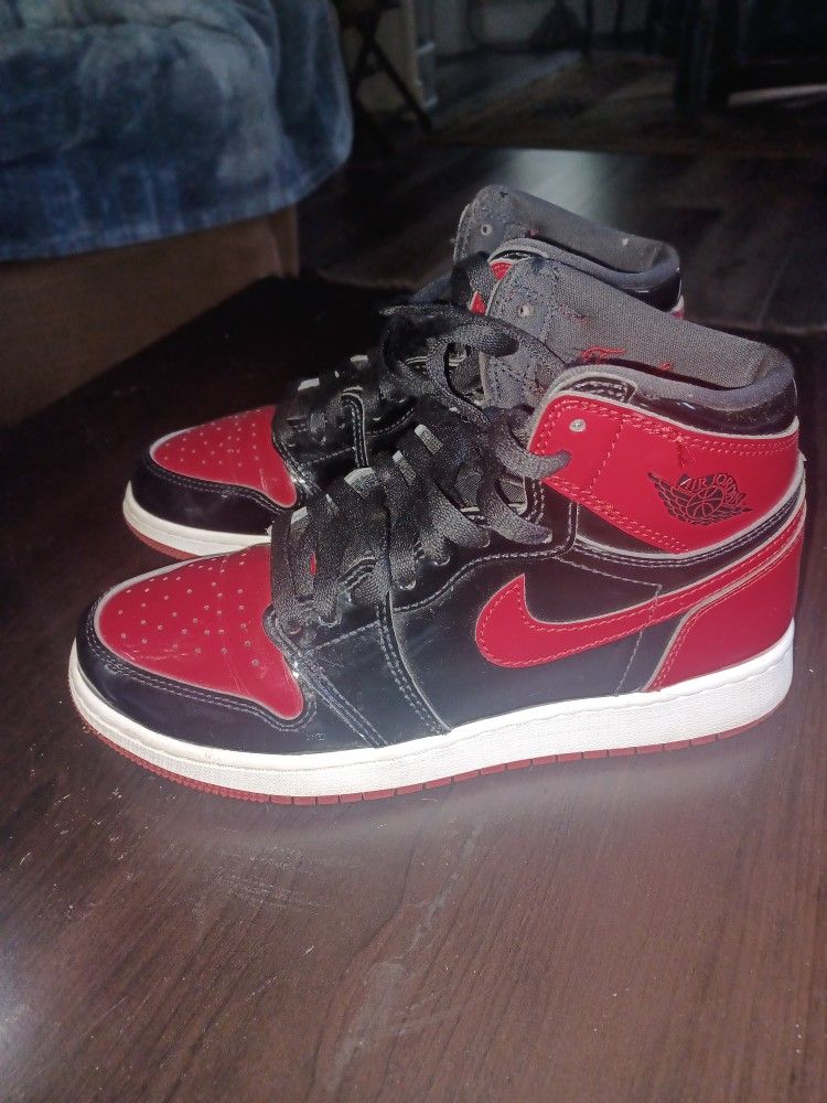 Nike Retro Air Jordan 1s for Sale in Milwaukee, WI - OfferUp