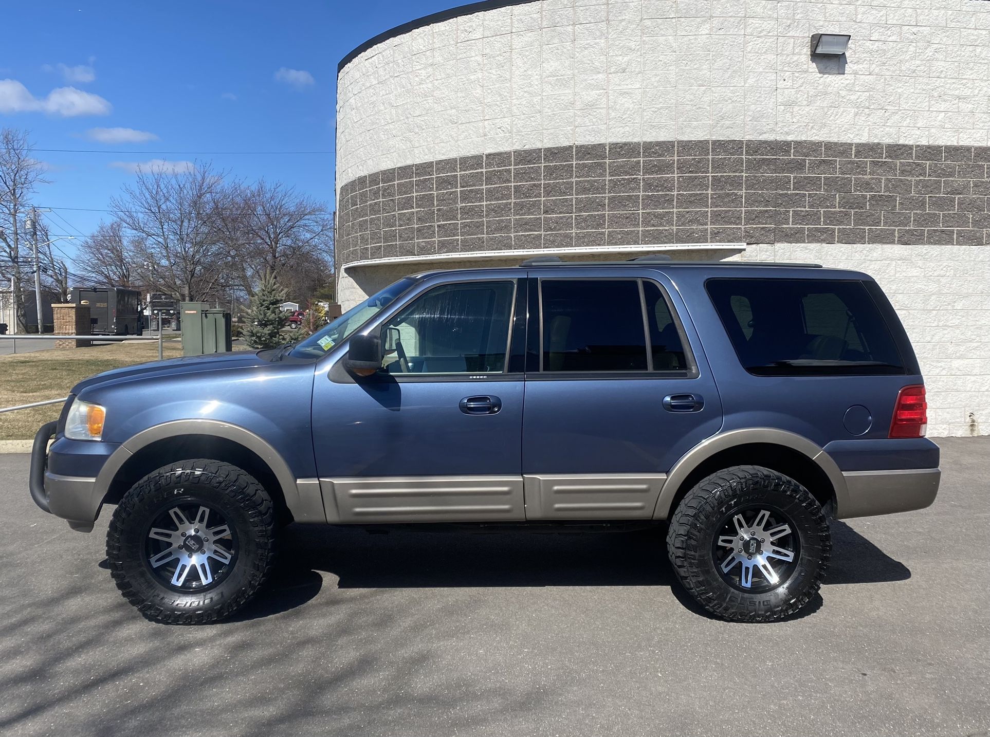 2004 Ford Expedition for Sale in Huntingtn Sta, NY - OfferUp