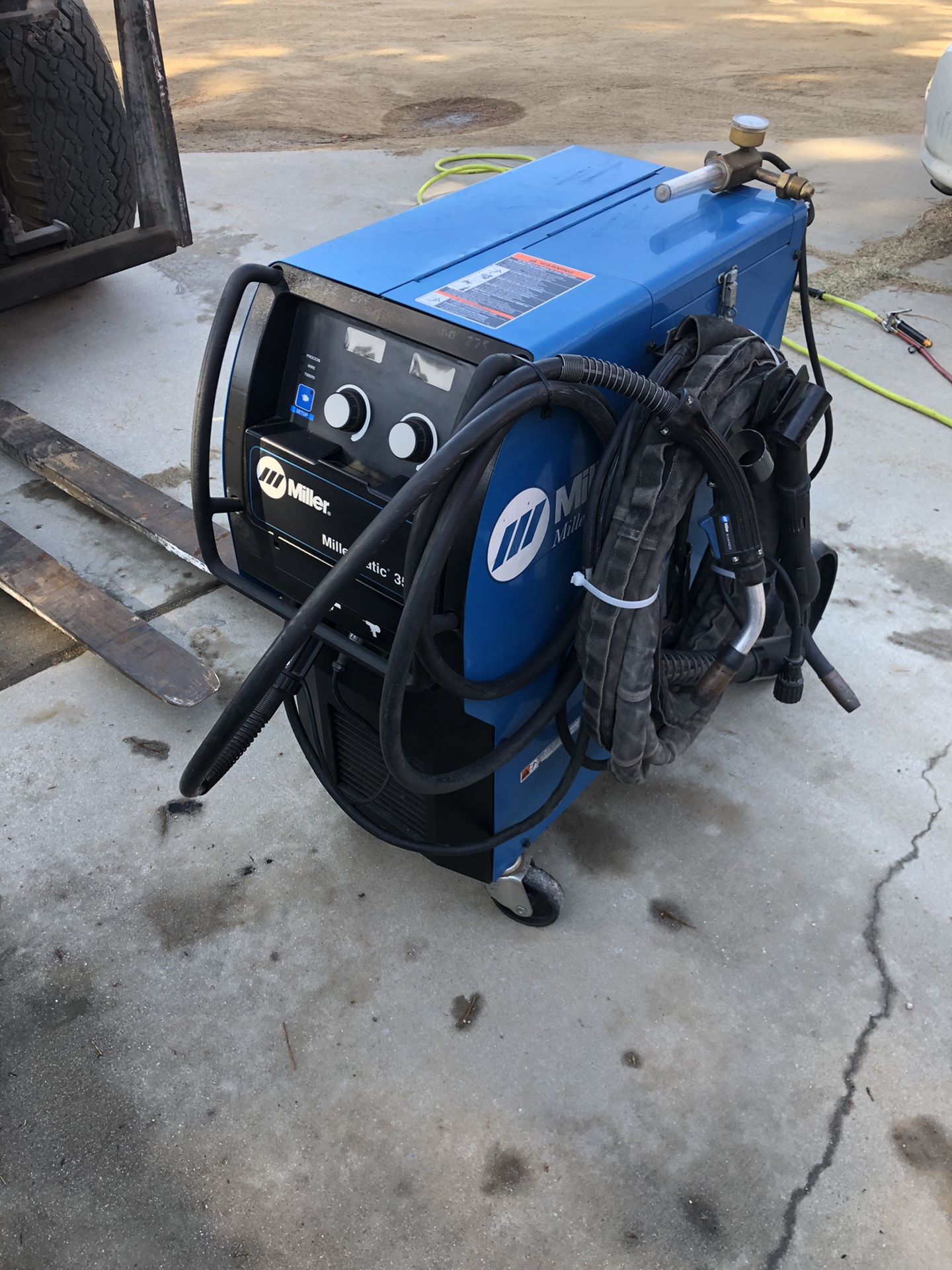 Miller Millermatic 350P 400 amp welder pulse mig with push pull gun for ...