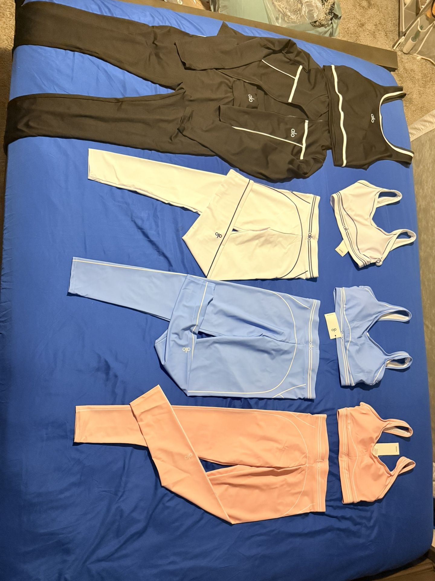 Alo WorkoutSets for Sale in Holly Hill, FL - OfferUp