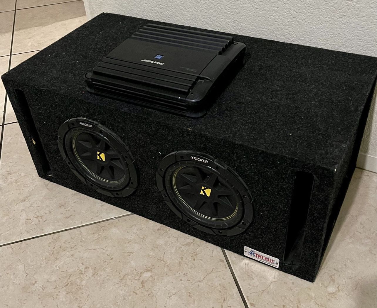 Kicker Comp 8" Subs With Alpine Amp 500 Watts Rms for Sale in North Las ...