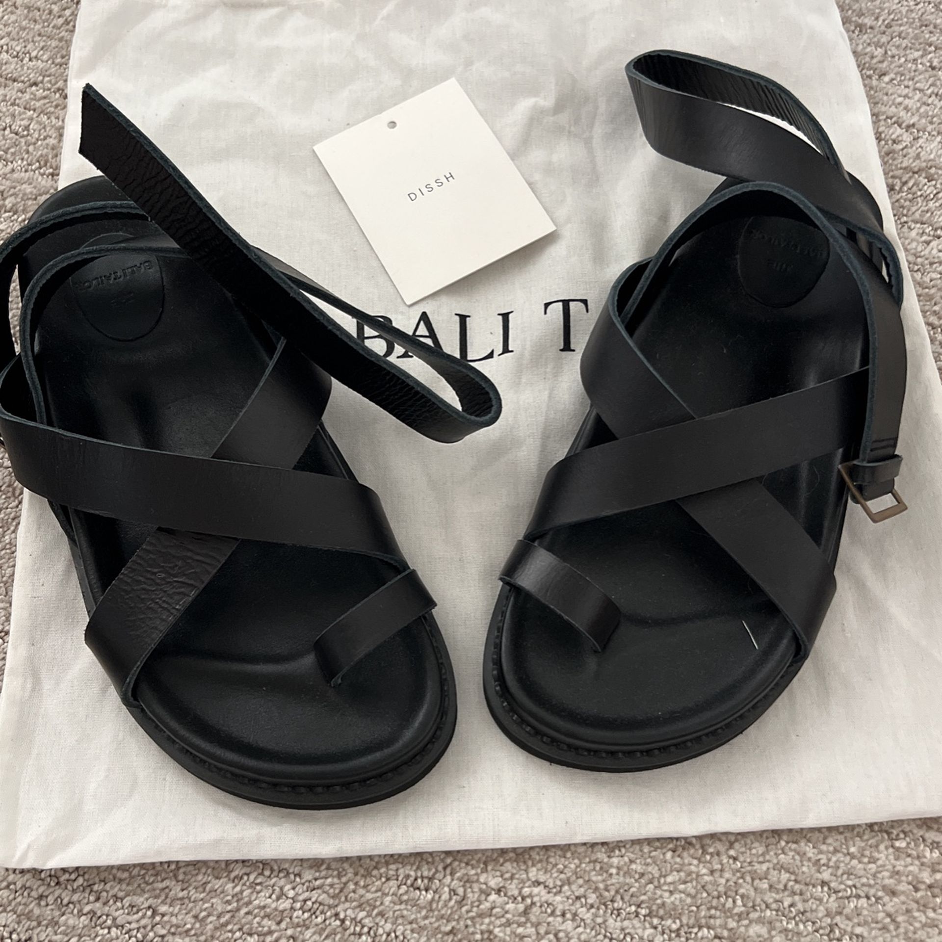 DISSH Sandals (Bali Taylor) for Sale in Edmonds, WA - OfferUp