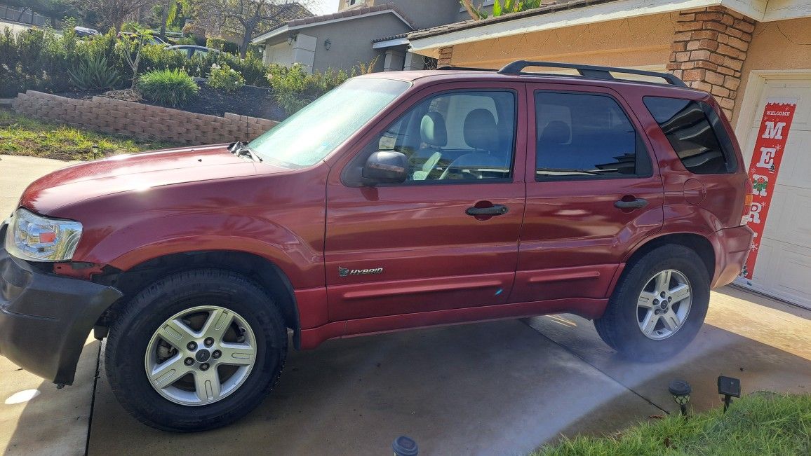 2007 Ford Escape for Sale in Riverside, CA - OfferUp