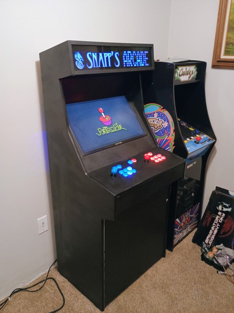 Snaps Arcade Cabinet System for Sale in Seattle, WA - OfferUp