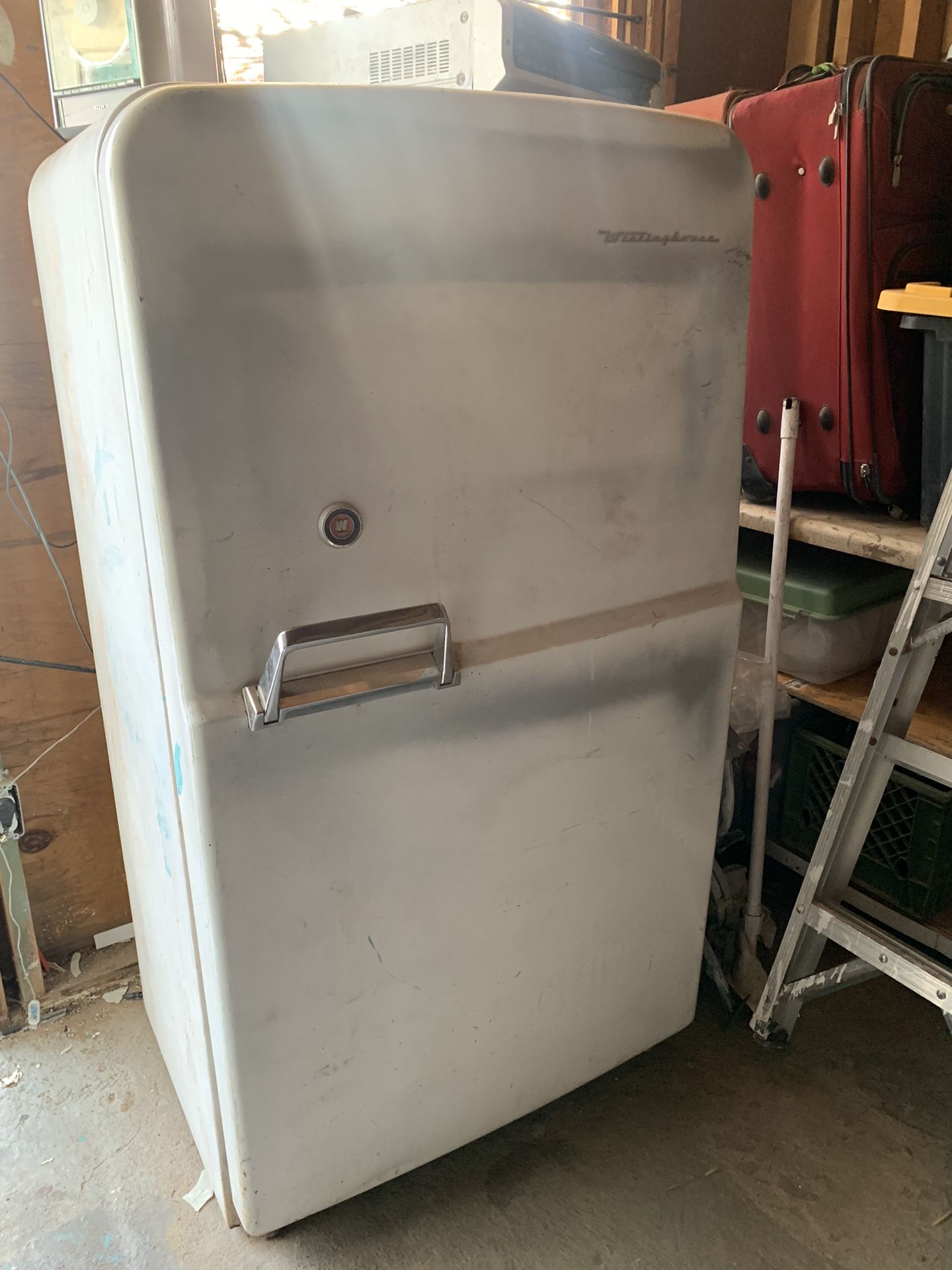 Antique Fridge for Sale in El Paso, TX - OfferUp