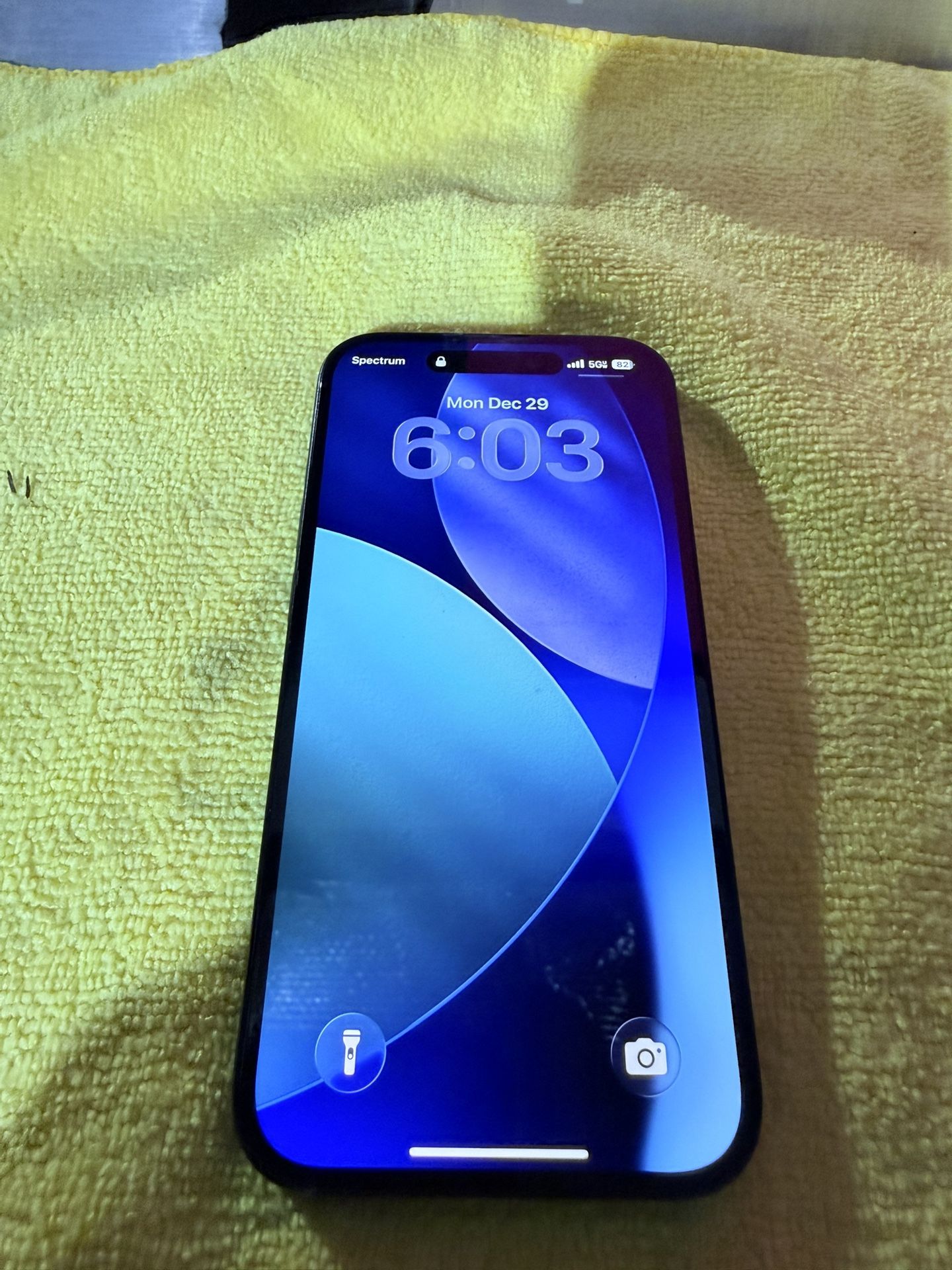 iPhone 15 128g for Sale in Altadena, CA - OfferUp