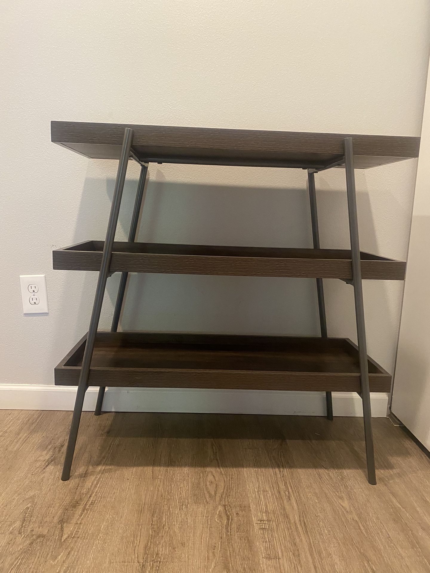3 Tier Shelf for Sale in Seattle, WA - OfferUp