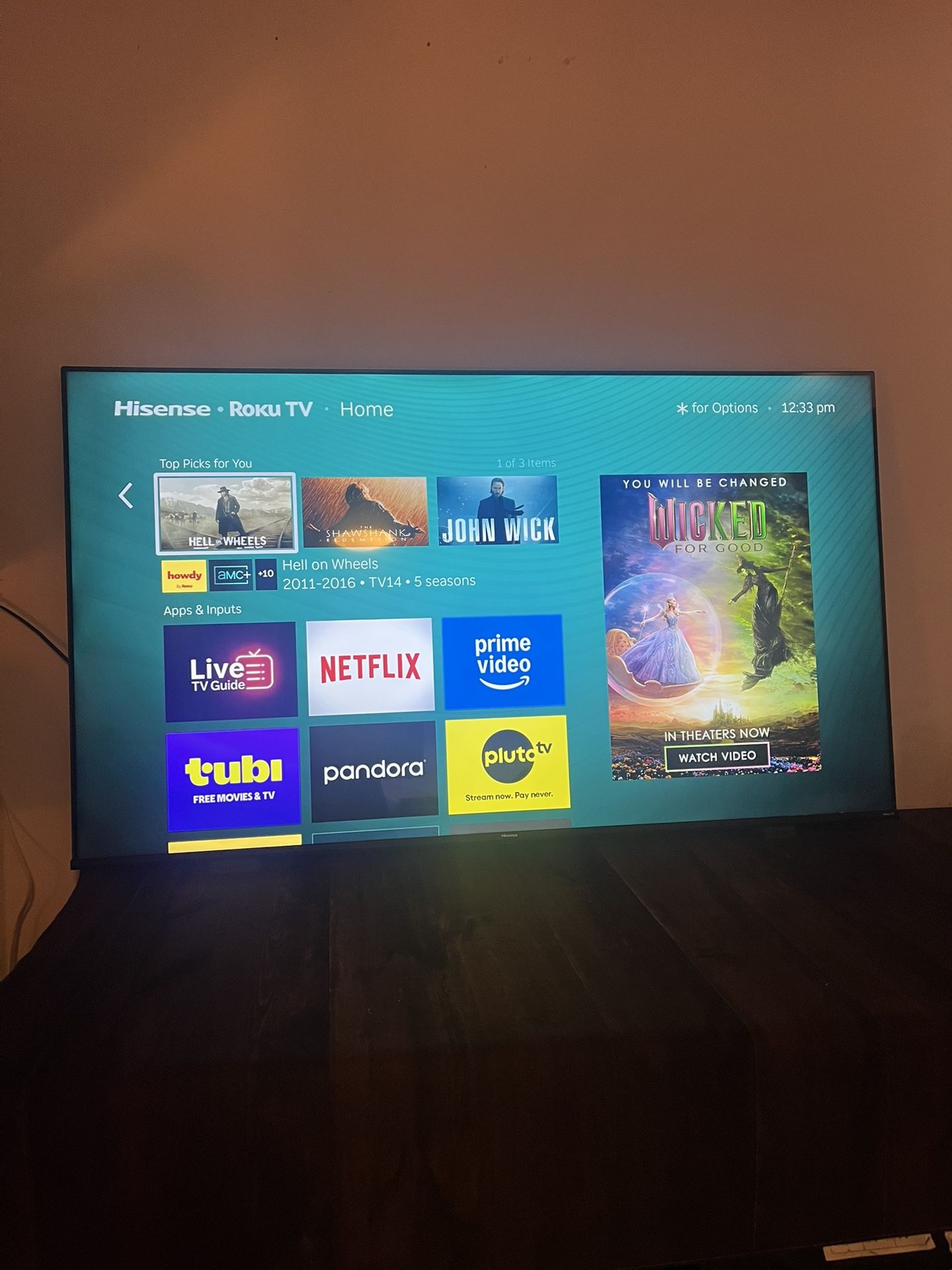 65” Tv 4K Roku Hisense 65r6e4 for Sale in Las Vegas, NV - OfferUp