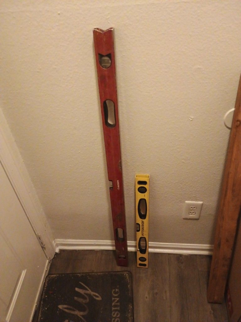 48-in Husky 24-in Pittsburgh Level Set for Sale in Aurora, CO - OfferUp