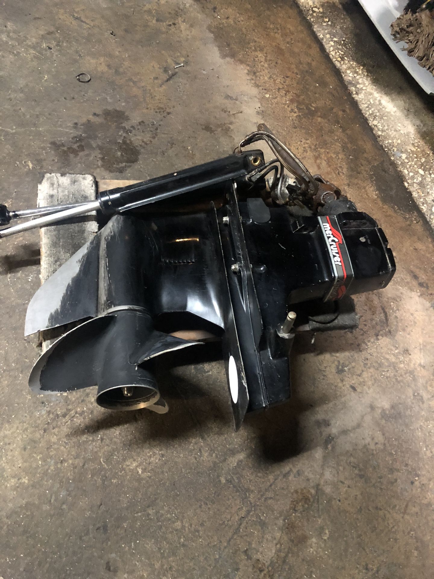 Mercruiser alpha one out drive prop propeller transom outboard 5.0 5.7 ...