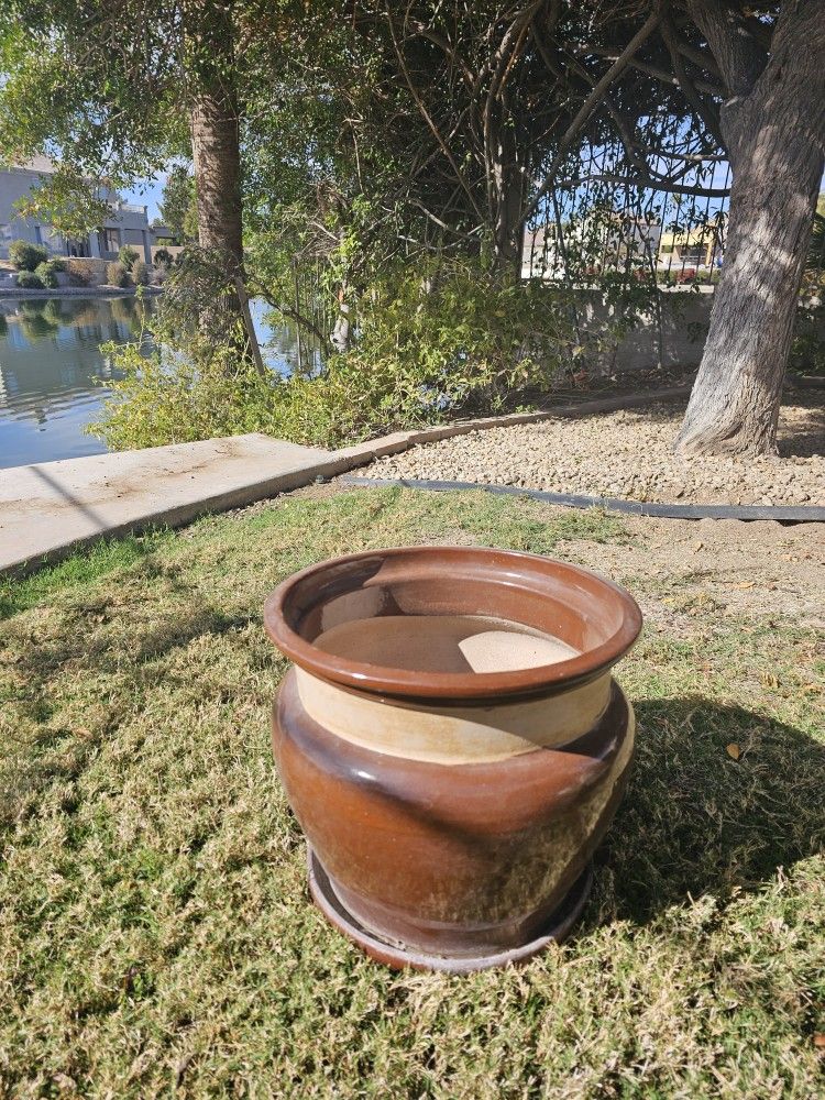 Ceramic Pot 13"x14" for Sale in Chandler, AZ - OfferUp
