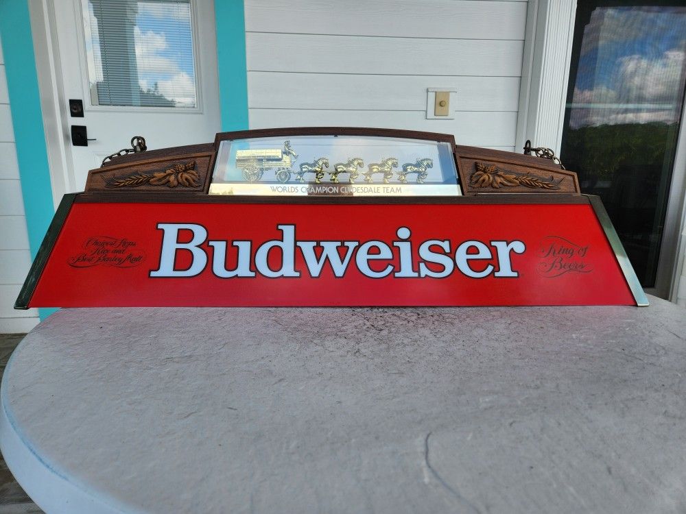 Vintage Budweiser Pool Table Light