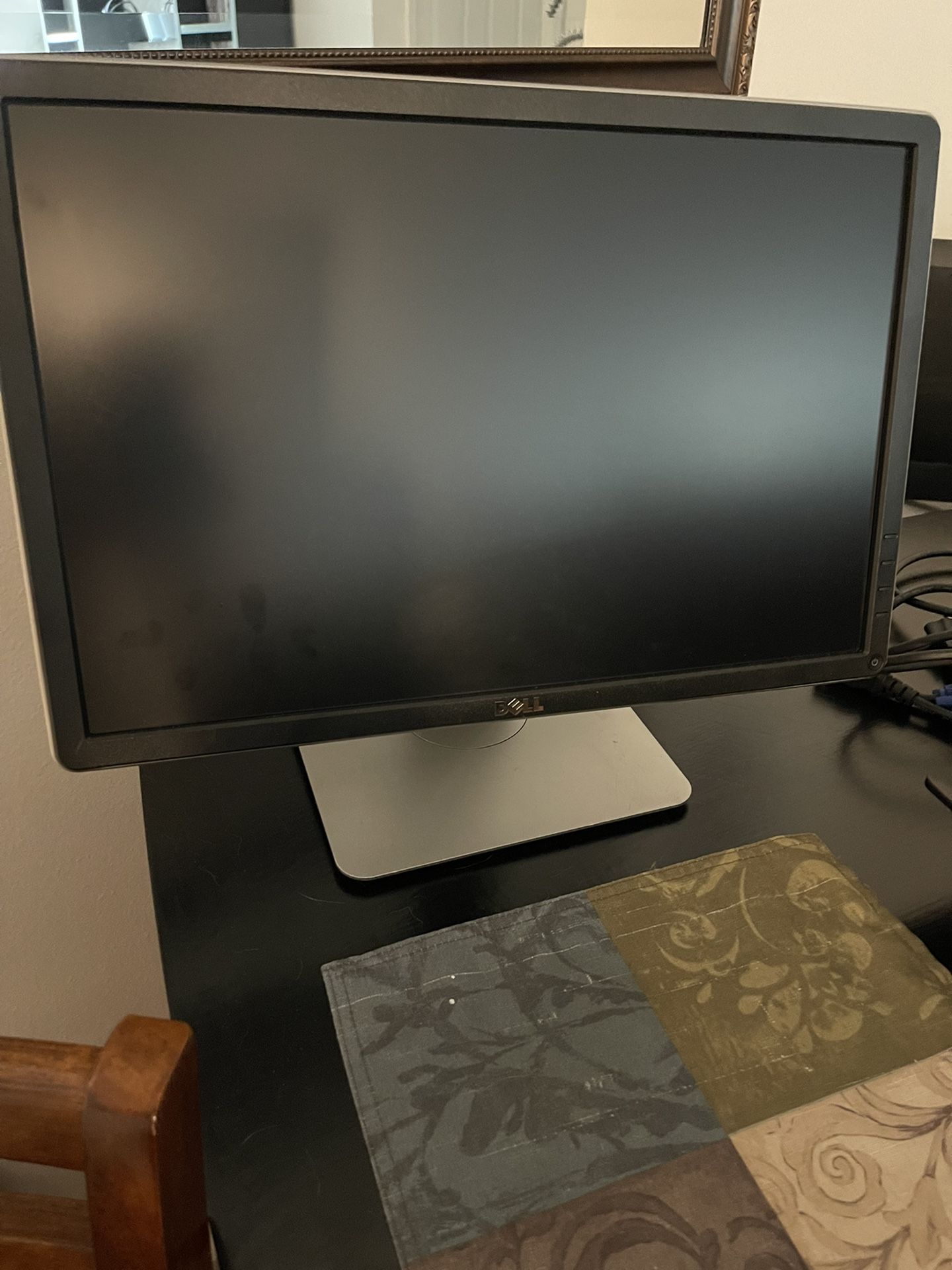Dell UltraSharp 19" Monitor Desktop Computer PC LCD for Sale in Pompano ...
