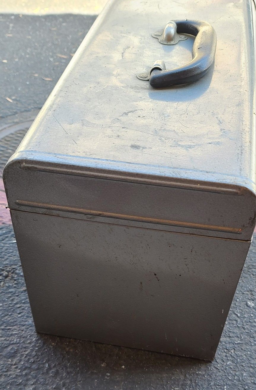 Craftsman Tool Box (Used) for Sale in Murrieta, CA - OfferUp