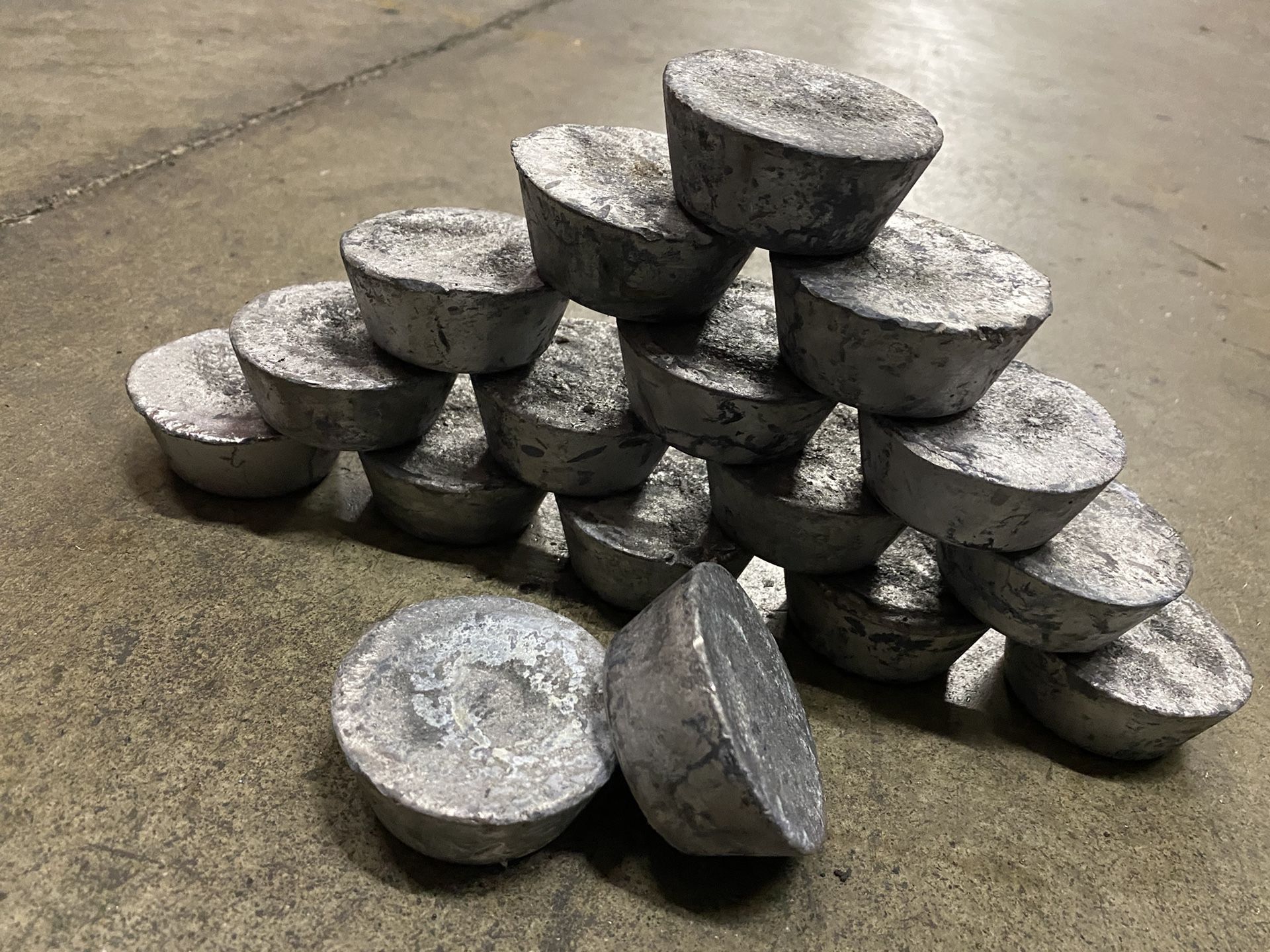 2lb Lead Blocks for Sale in Kirkland, WA - OfferUp