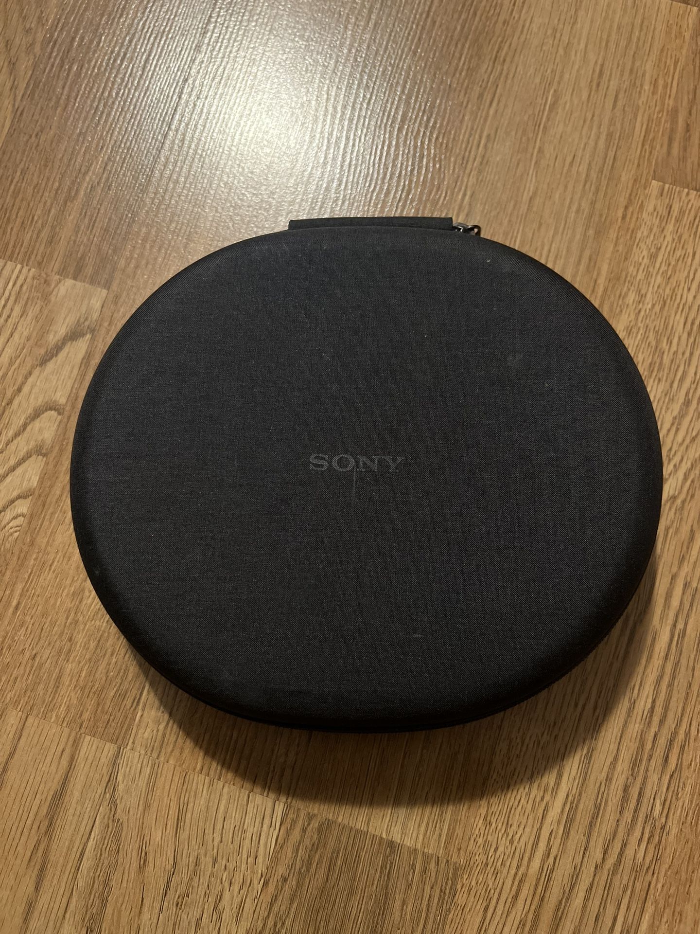 Sony Bass boosted headphones for Sale in New Britain, CT - OfferUp