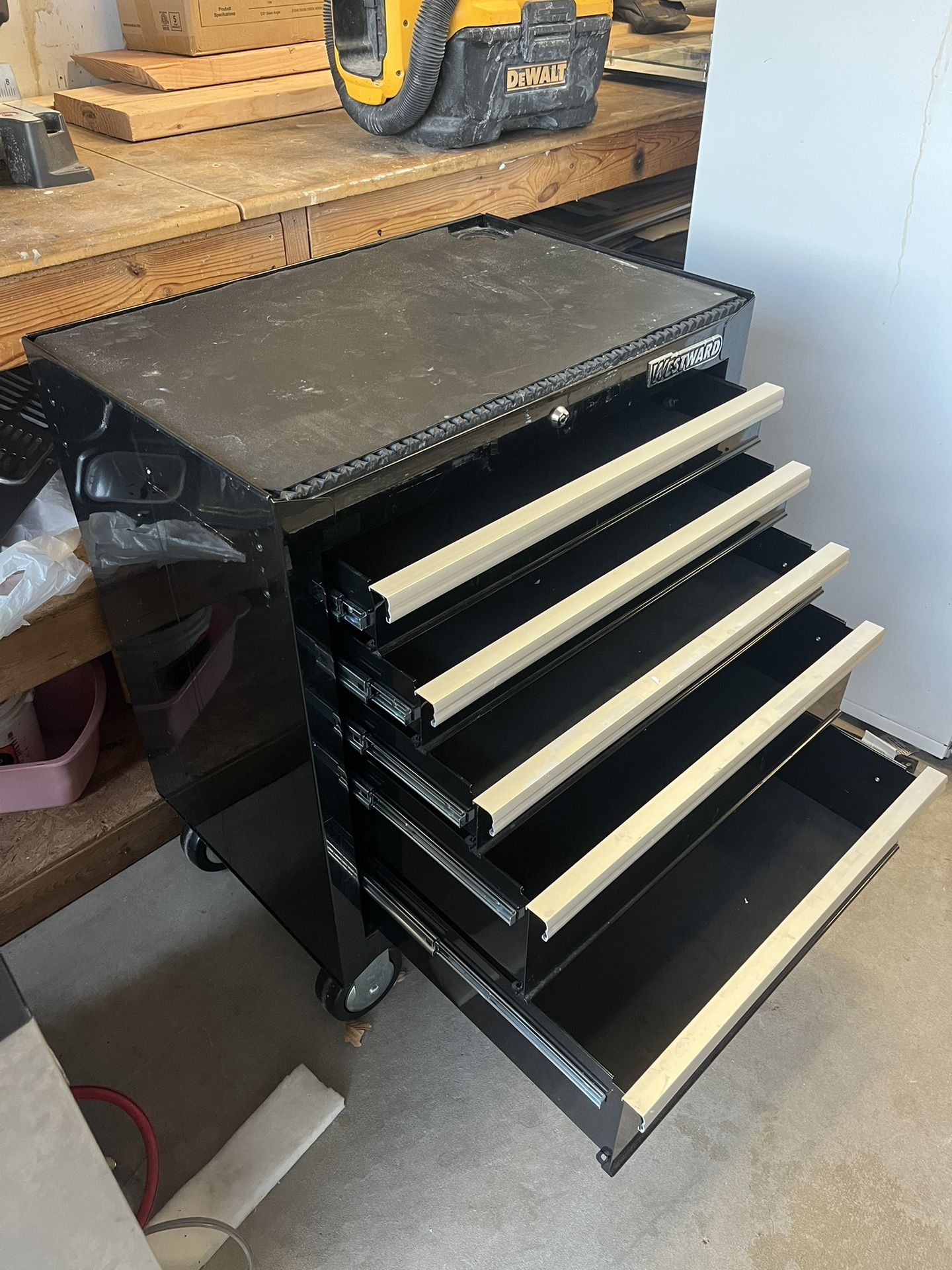 Westward Rolling Tool Box (cabinet) for Sale in Albuquerque, NM - OfferUp