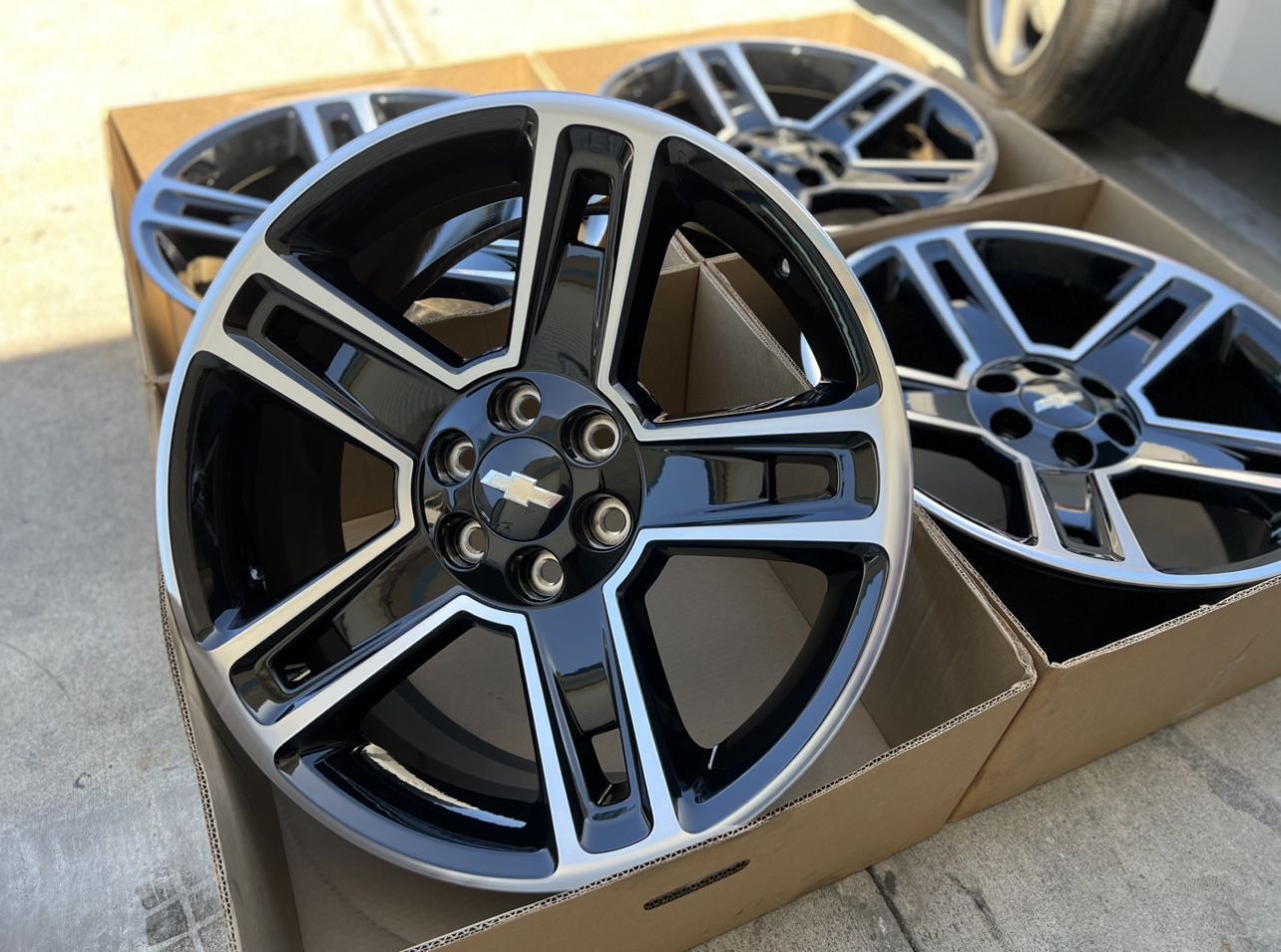 Chevy Silverado On 22 Wheels