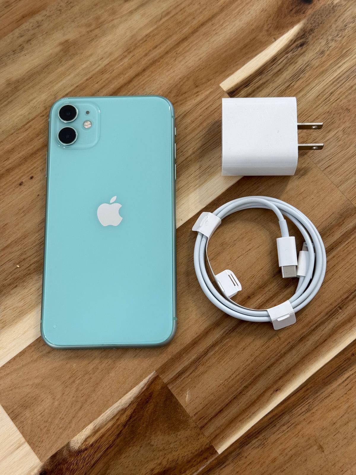 iPhone 11 | Green| Blue | Unlocked for Sale in Avondale, AZ - OfferUp