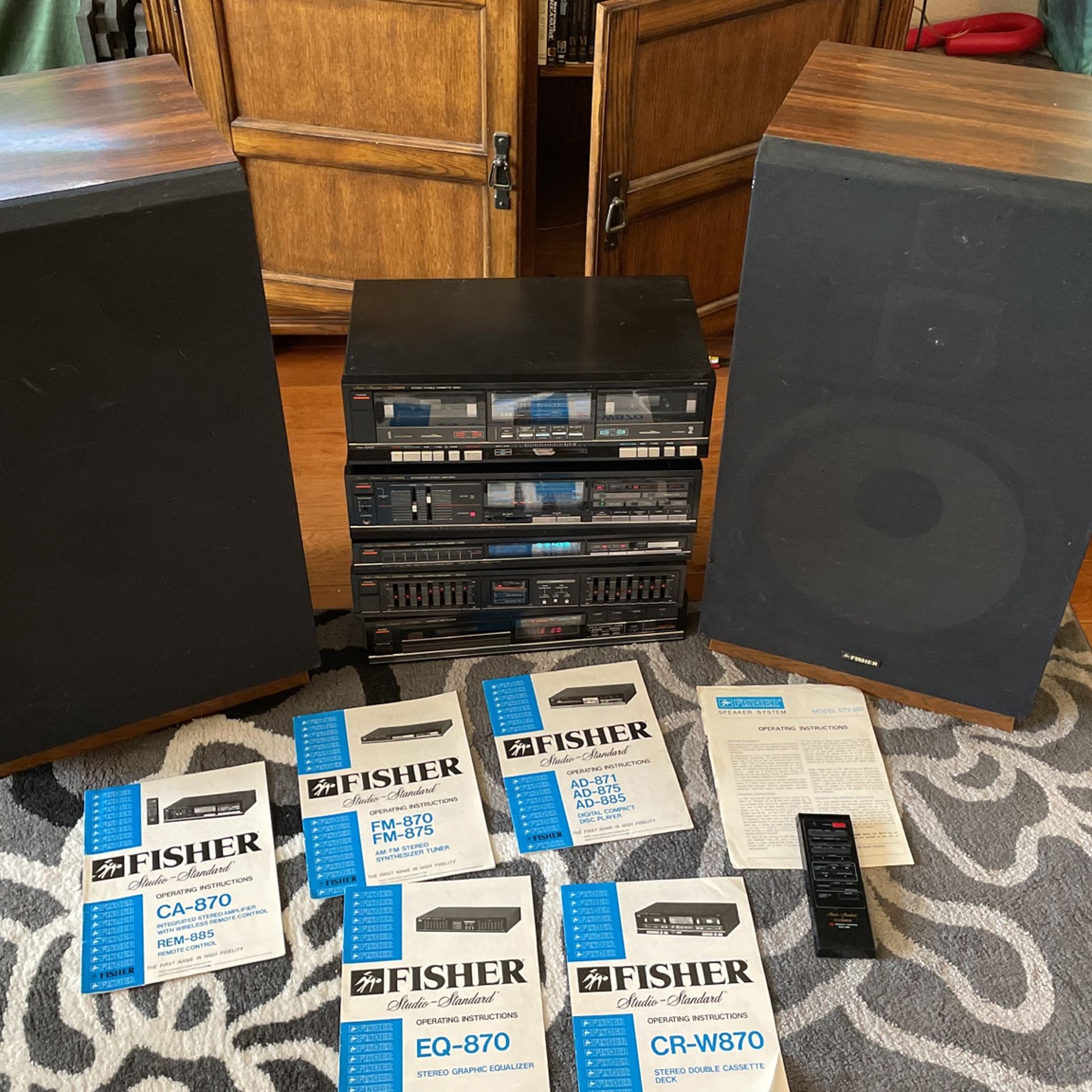 Fisher Stereo Speakers