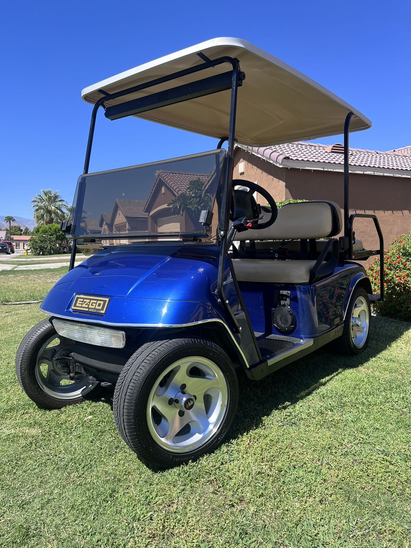 2000 Ez go Txt for Sale in La Quinta, CA - OfferUp