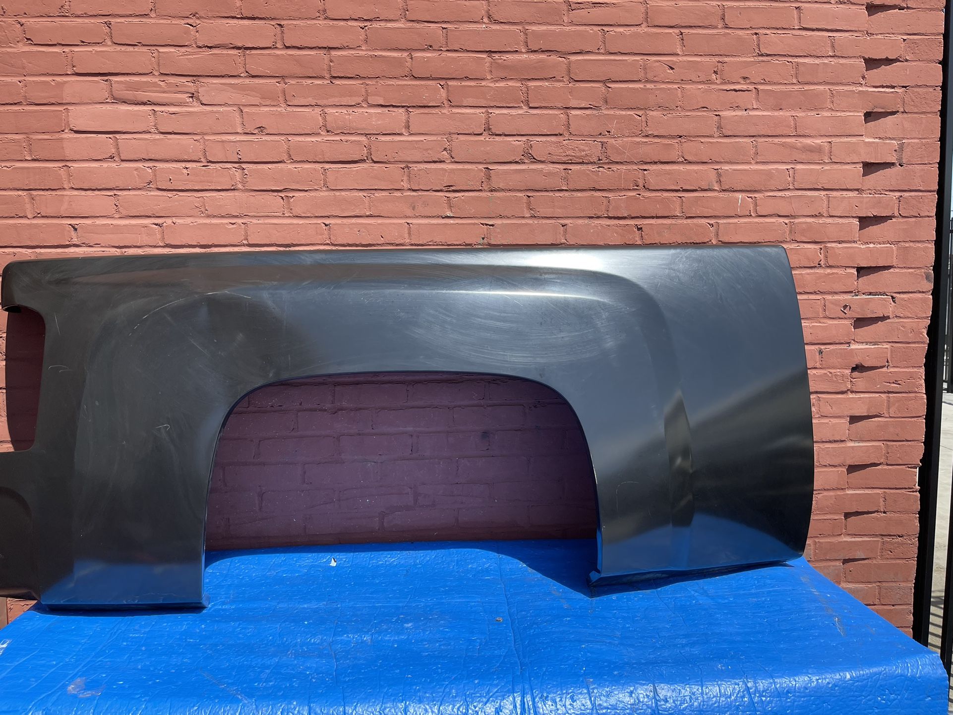 2007-2013 GMC SIERRA 1500 CHEVY SILVERADO QUARTER PANEL for Sale in Los ...