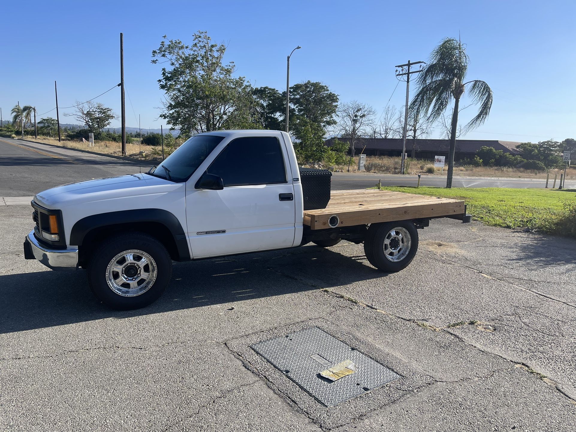 97 GMC C3500 for Sale in Mentone, CA - OfferUp